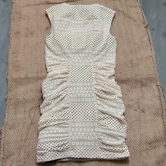 BCBGMaxAzria | Dresses | Bcbgmaxzaria Renne Ivory Size Xs Rn8734 Sheath ...
